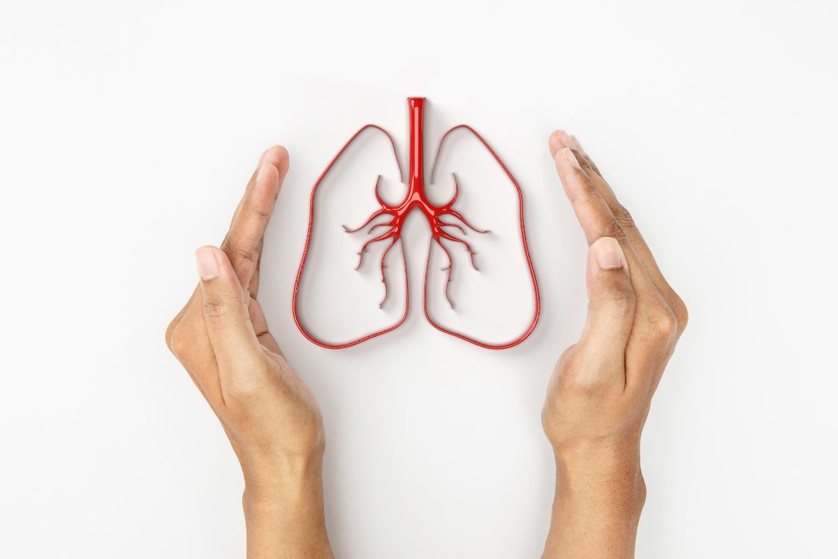 Can Coughing Cause a Collapsed Lung? Facts - Liv Hospital